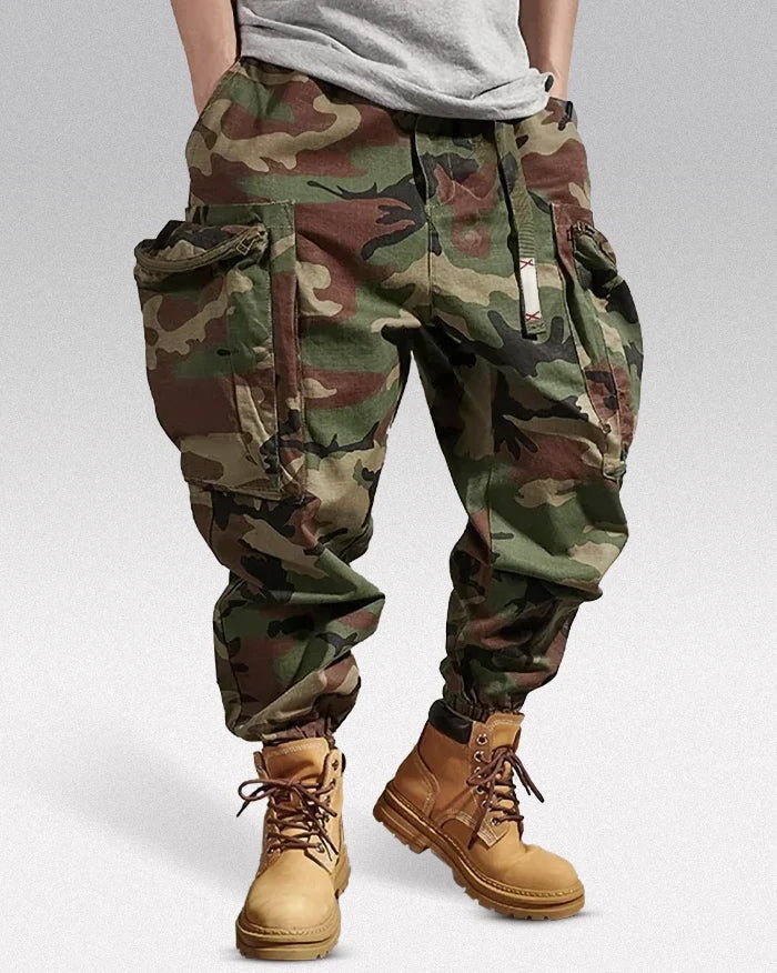 Camo cargo pants "Fuchu"